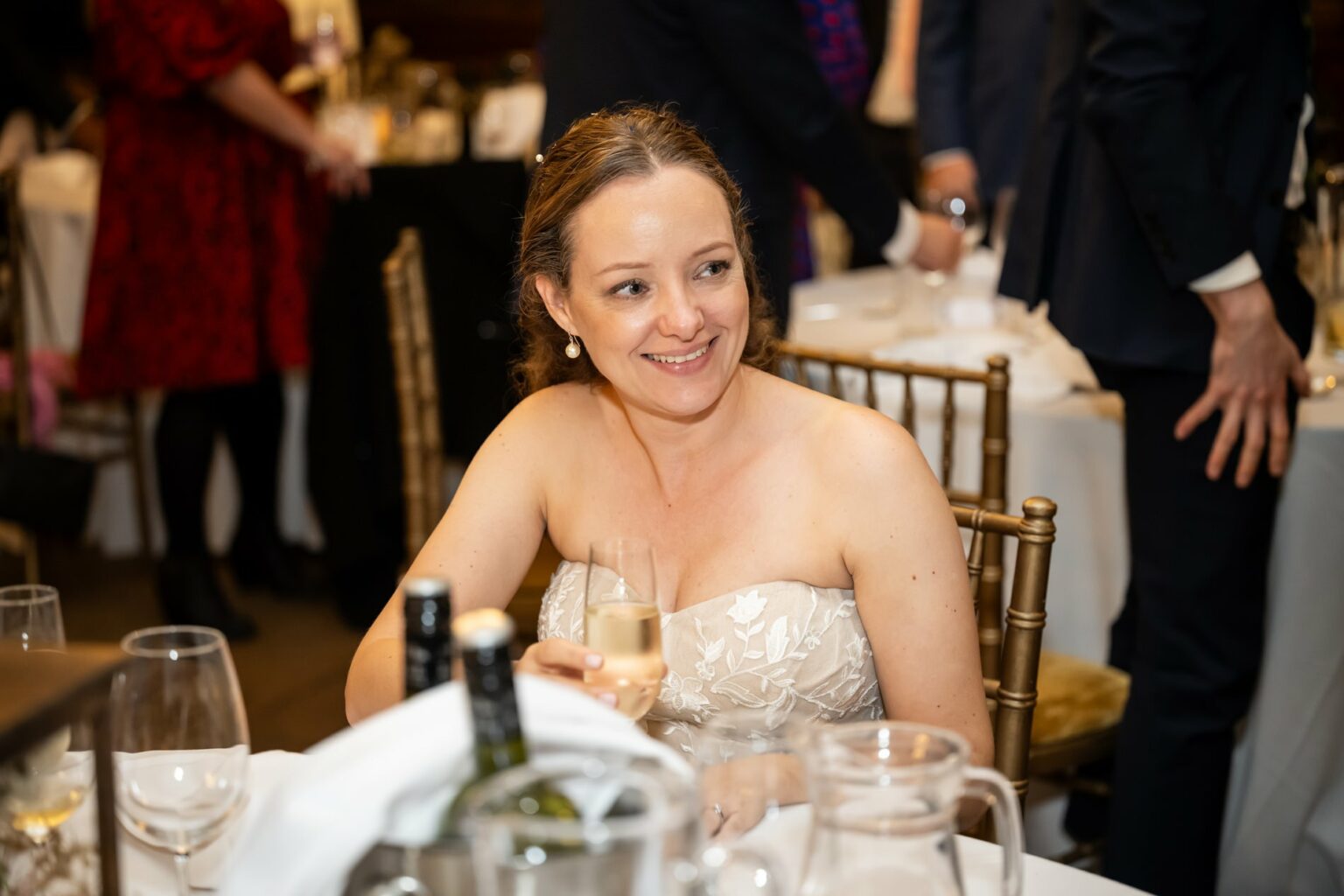 An autumnal Rothamsted wedding with stunning flowers